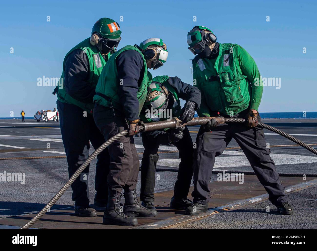 220224-N-MJ302-1078 PACIFIC OCEAN (Feb. 24, 2022) Sailors practice how ...