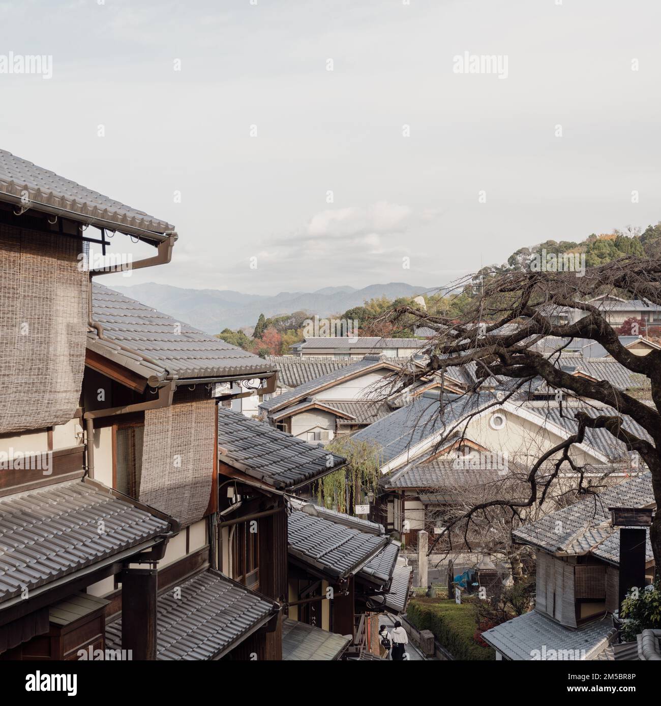 Sannenzaka street traditional houses in Kyoto, Japan Stock Photo - Alamy