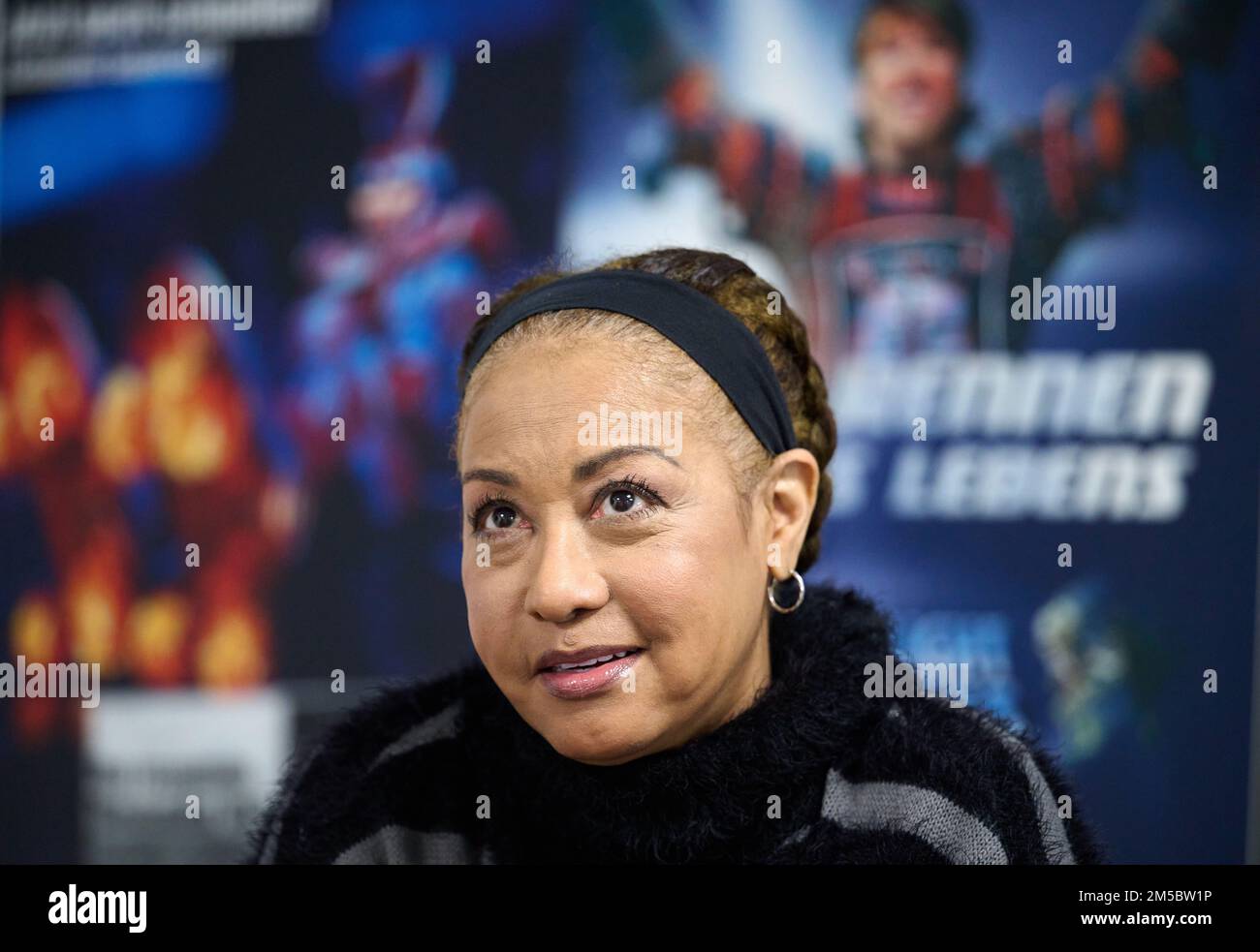 Bochum, Germany. 07th Dec, 2022. Reva Rice ("Mama") speaks during an ...