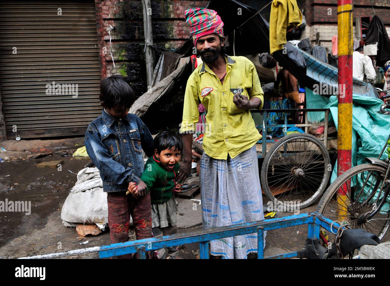Street scenes in Kolkata, India Stock Photo - Alamy