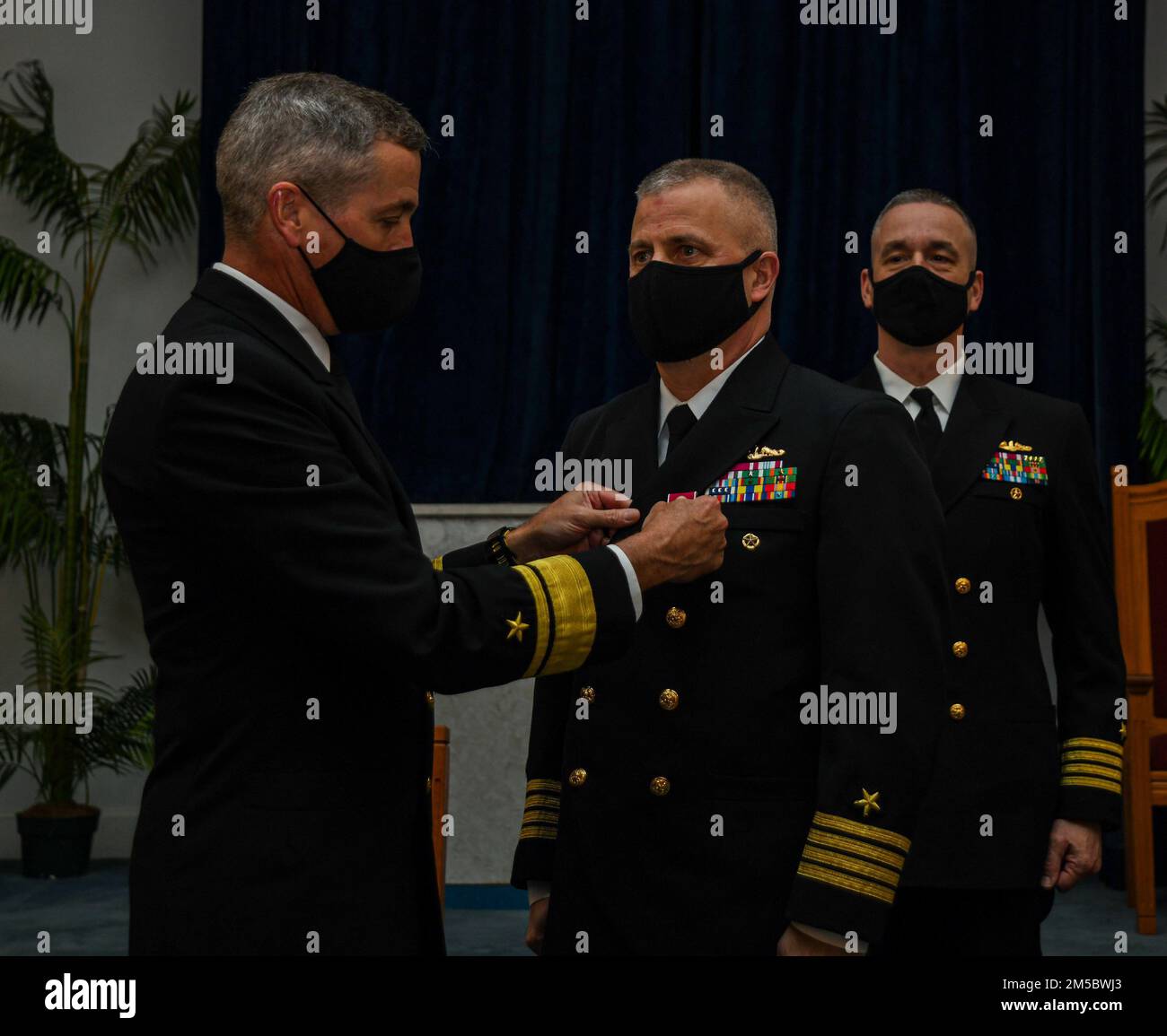 220224-N-MQ631-1020 GROTON, Conn. (Feb. 24, 2022) Rear Adm. Pete Garvin ...