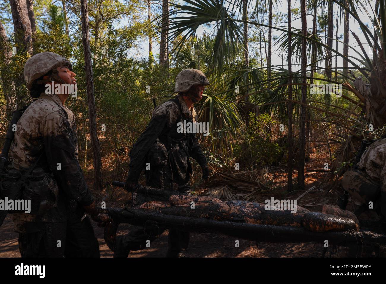 U.S. Marine Corps recruits with Charlie Co., 1st Recruit Training ...