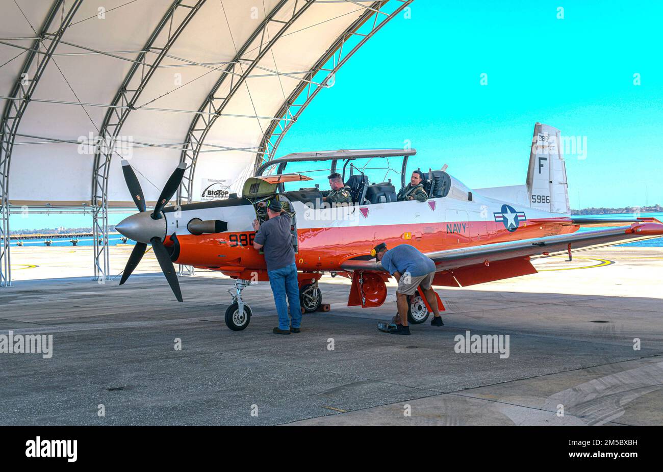 Functional check flight hi-res stock photography and images - Alamy