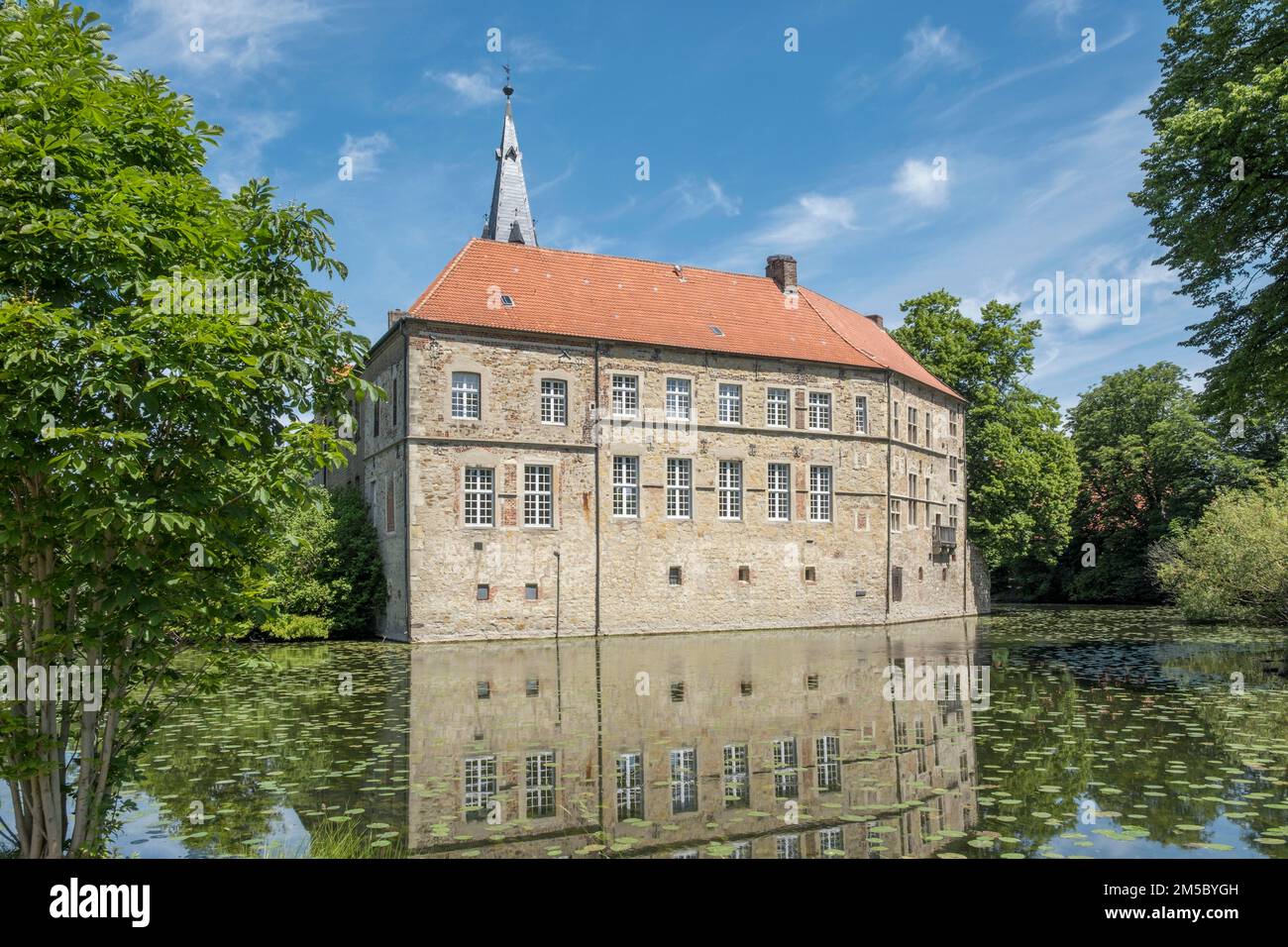 Luedinghausen Castle, moated castle, Renaissance castle, Luedinghausen ...