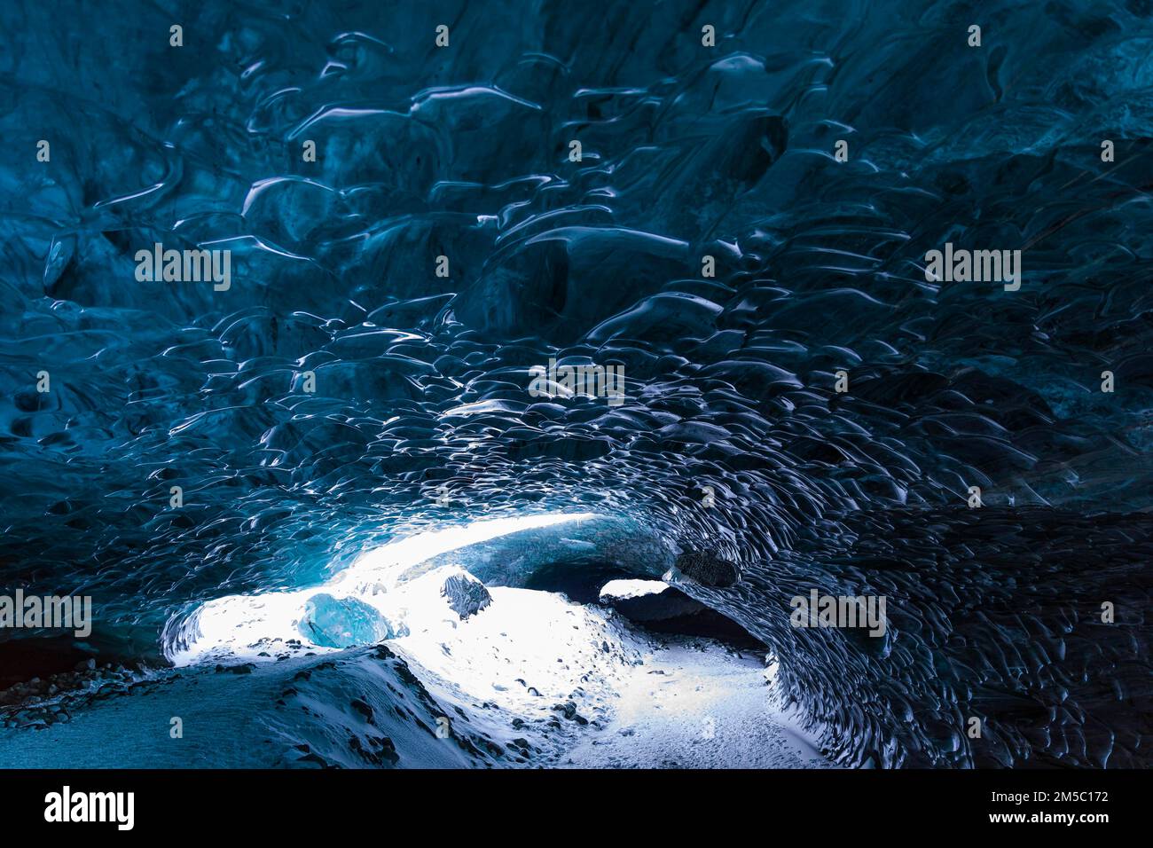 Aquamarine ice combs in Proeng Ice Cave, Sudurland, Iceland Stock Photo ...