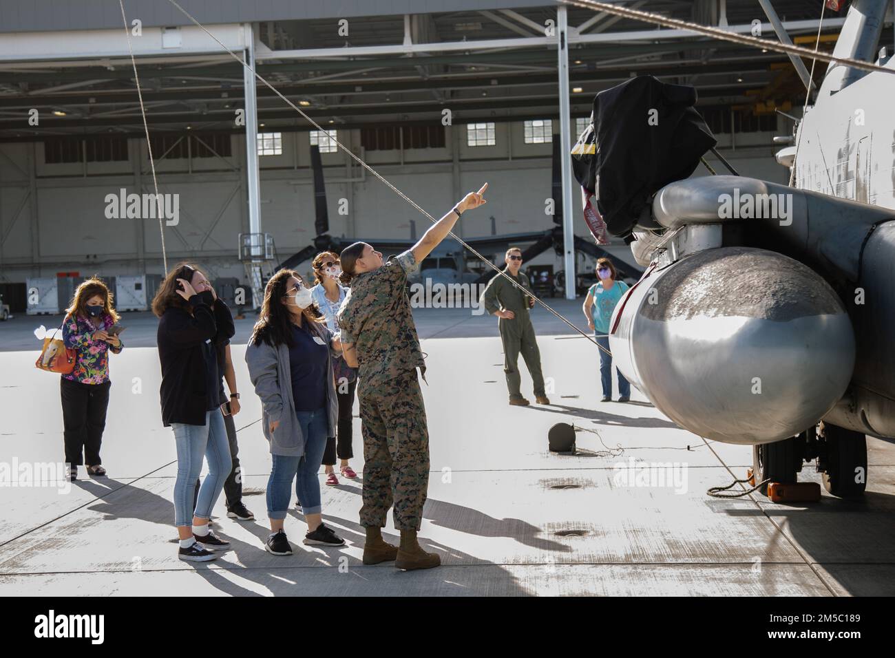 U.S. Marines with Marine Medium Tiltrotor Squadron (VMM) 268, 1st ...