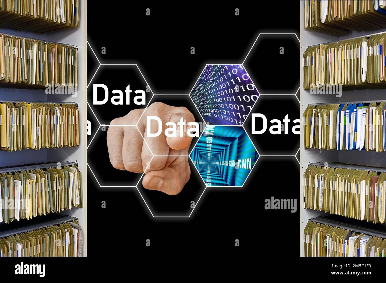 Symbolic image, digitisation of administration, outdated processes ...