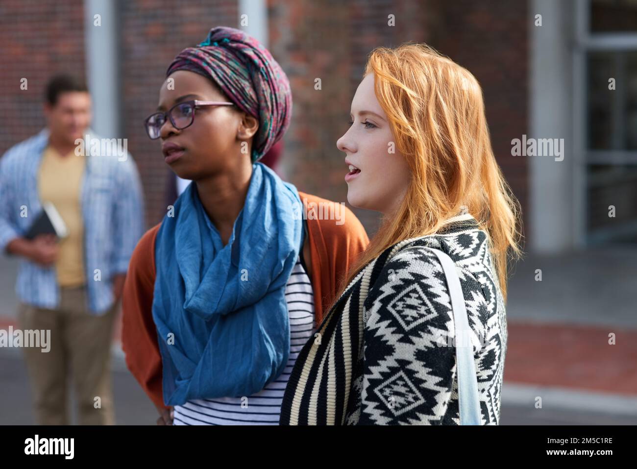 Female student students pupil outside hi-res stock photography and ...