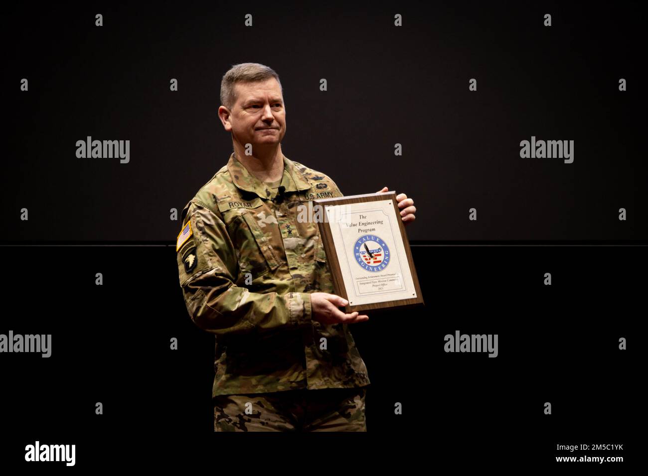 AMCOM commander, Maj. Gen. Todd Royar, presents an award at the Value ...