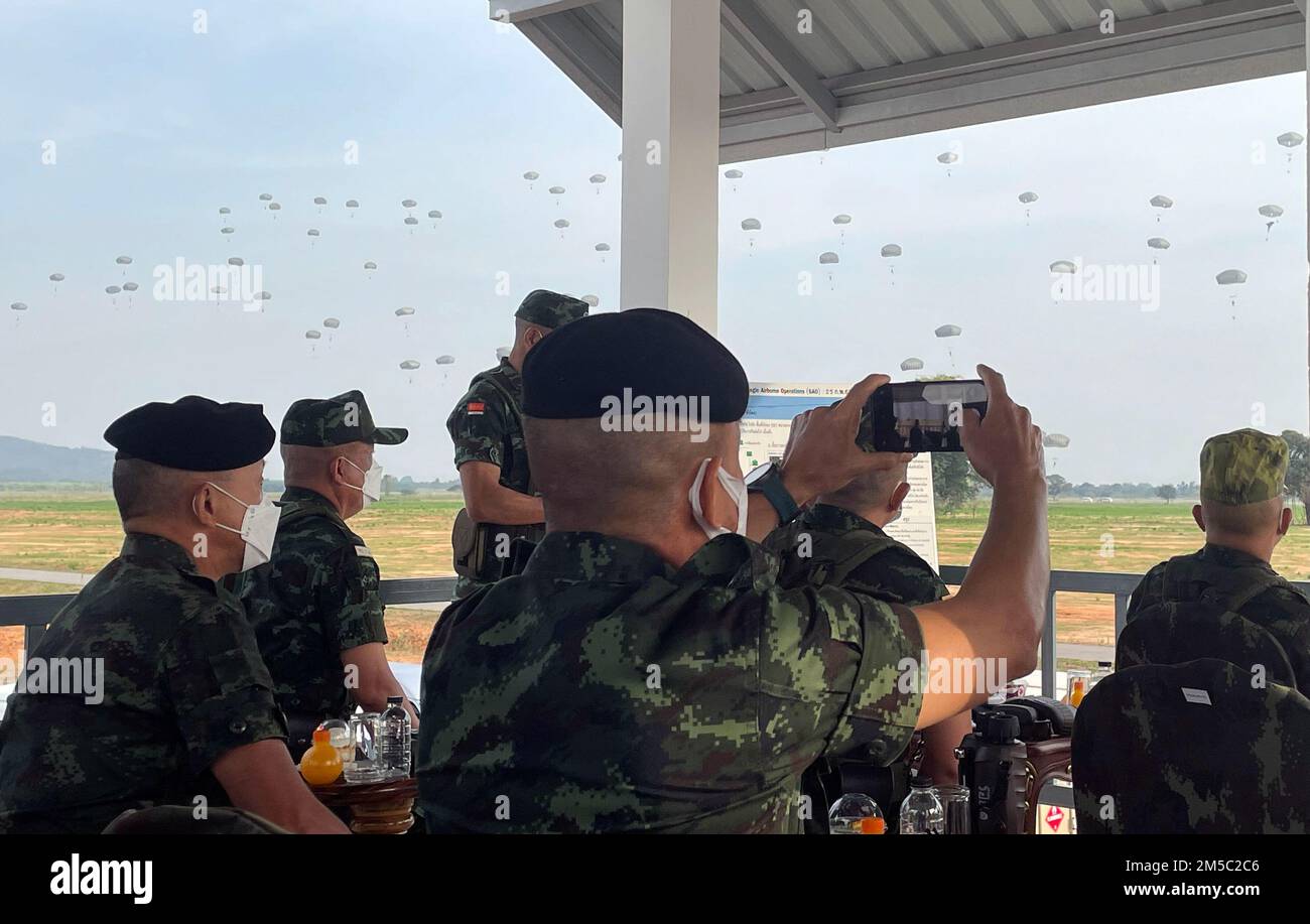 General officers from the Royal Thai Army observe the Strategic ...