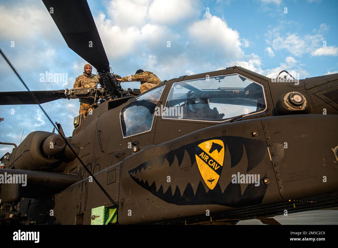 U.S. Soldiers assigned to Task Force Palehorse, with the 7th Squadron ...