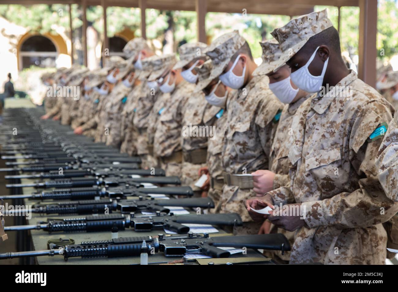 Rifle m16a4 hi-res stock photography and images - Alamy