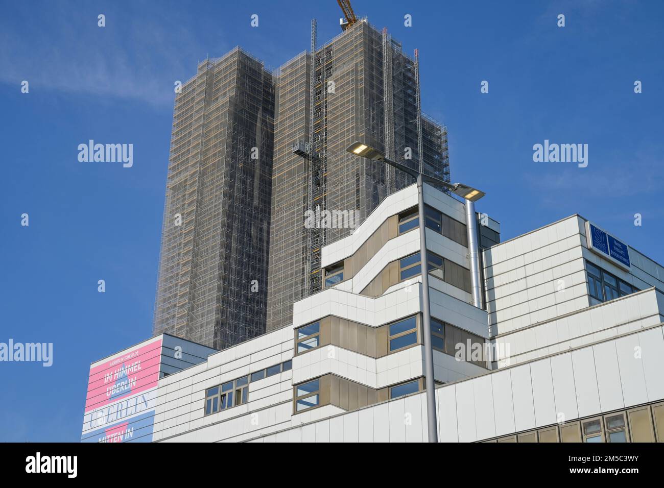 Construction site Ueberlin residential building, Steglitzer Kreisel ...