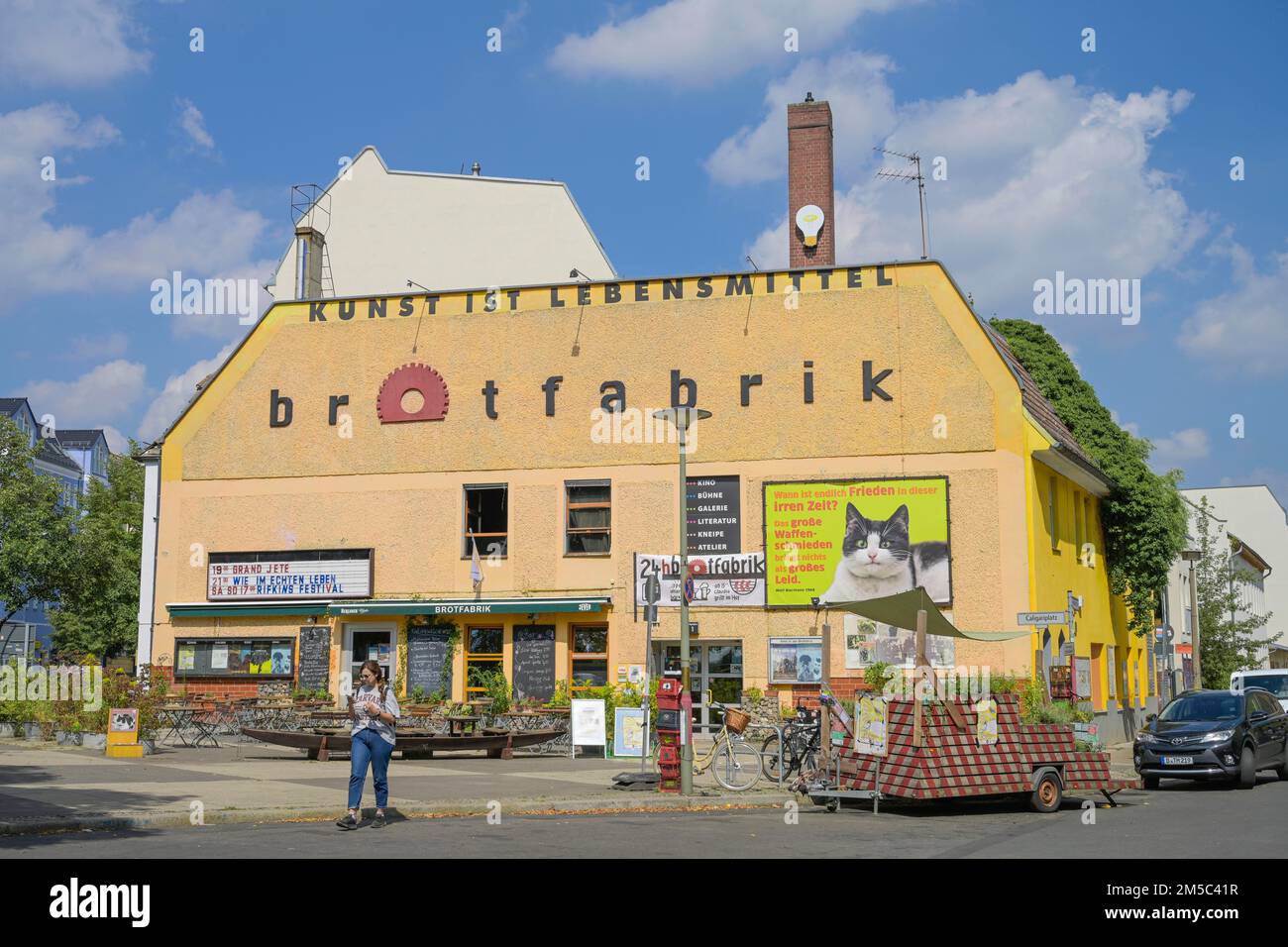 Brotfabrik Art and Culture Centre, Caligariplatz, Weissensee, Pankow ...