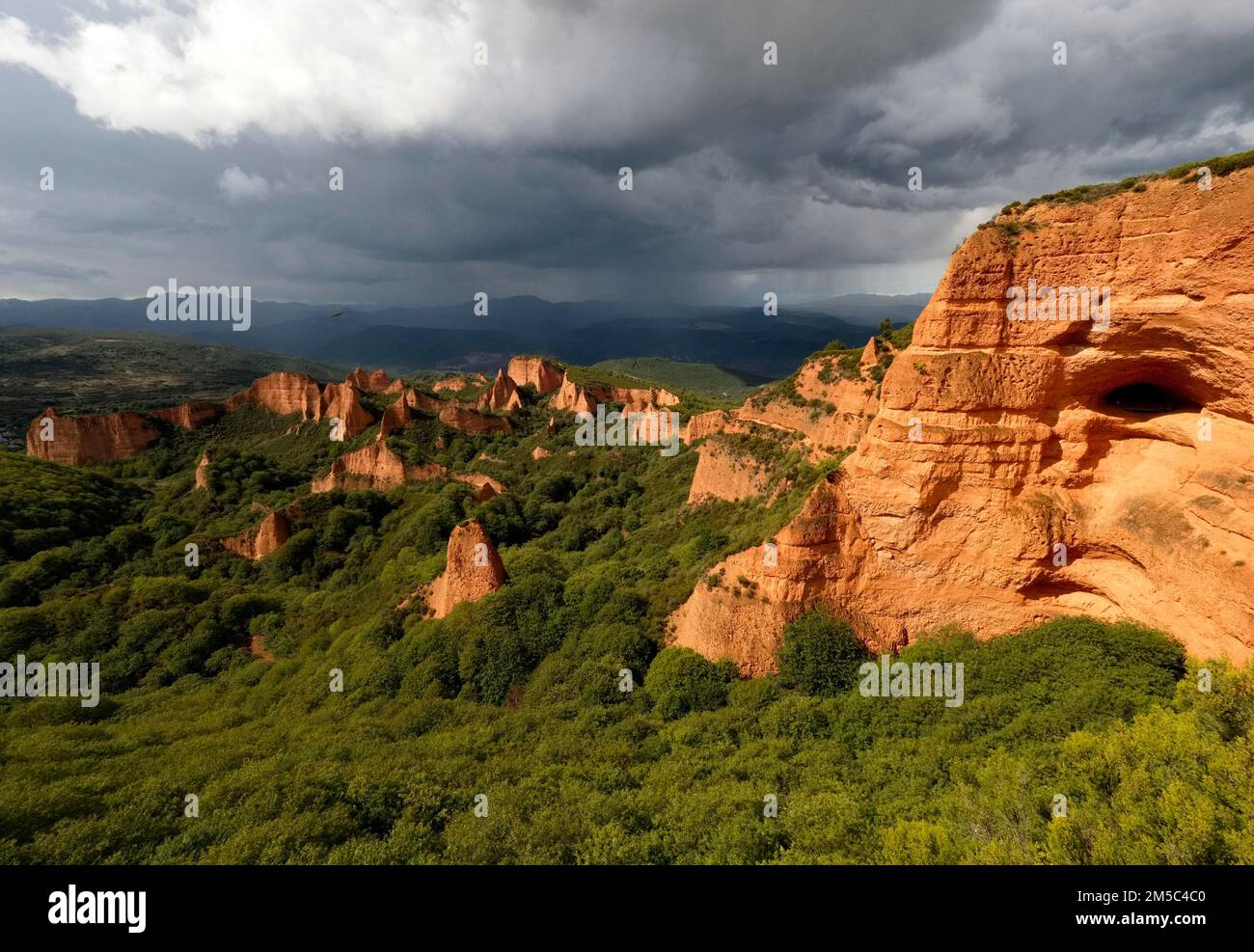 The Las Medulas near the Spanish town of Ponferrada were the most ...