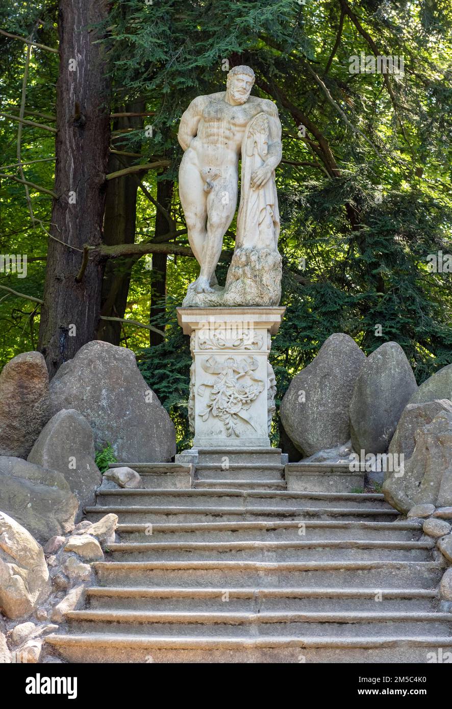 Farnese Hercules Sculpture, Azalea and Rhododendron Park Kromlau ...