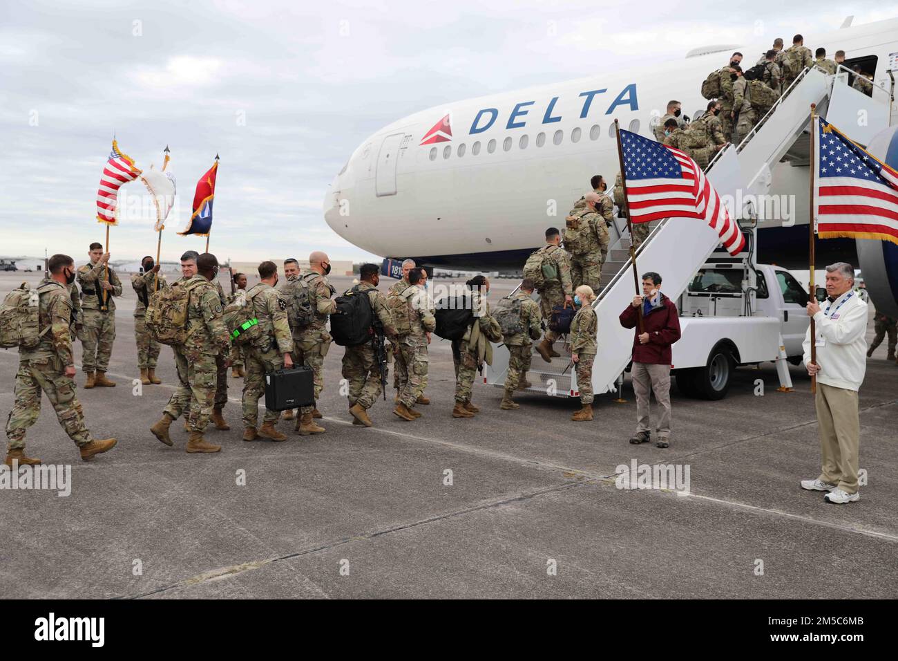 U.S. Army service members assigned to the 1st Armored Brigade Combat ...