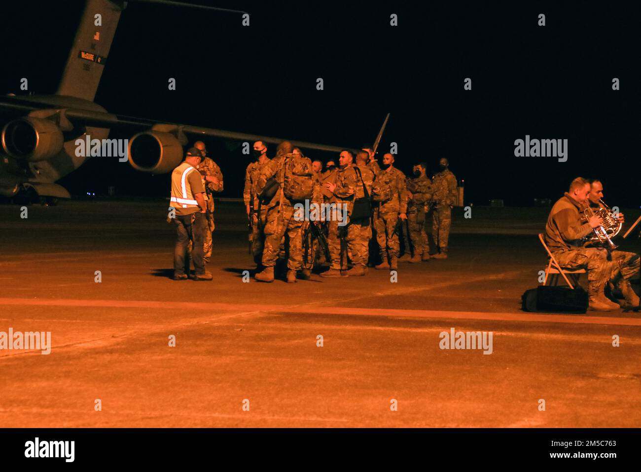U.S. Army service members assigned to the 1st Armored Brigade Combat ...