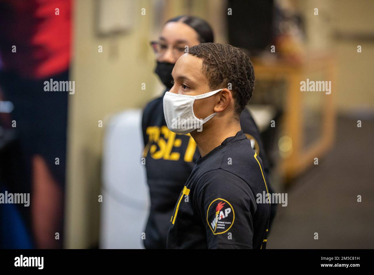 Pvt. 1st Class Eli Lankford instructs Soldiers assigned to Soldiers ...