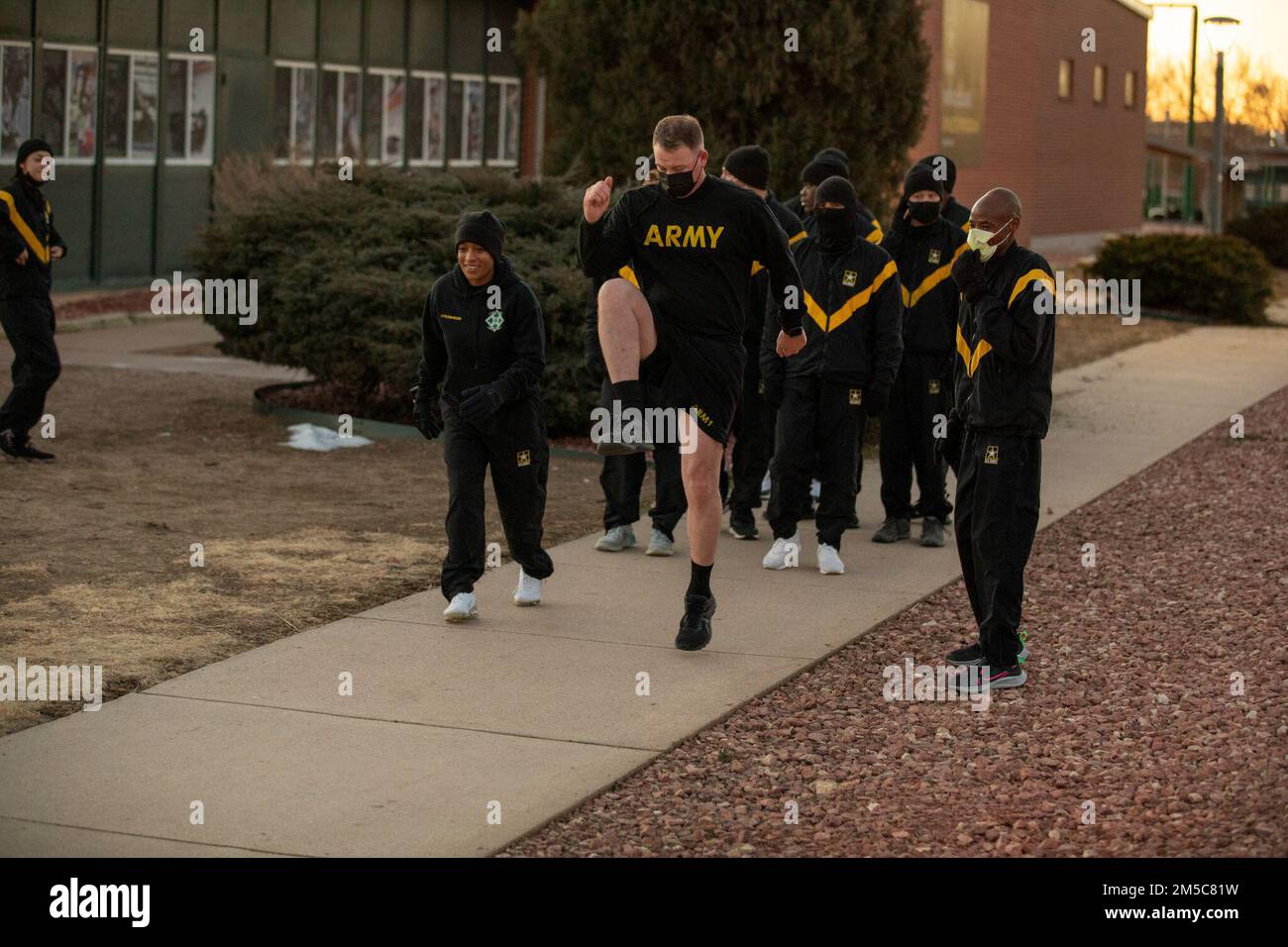 Soldiers assigned to A Co., 4th BSB, 1SBCT, train with Soldier-athletes ...