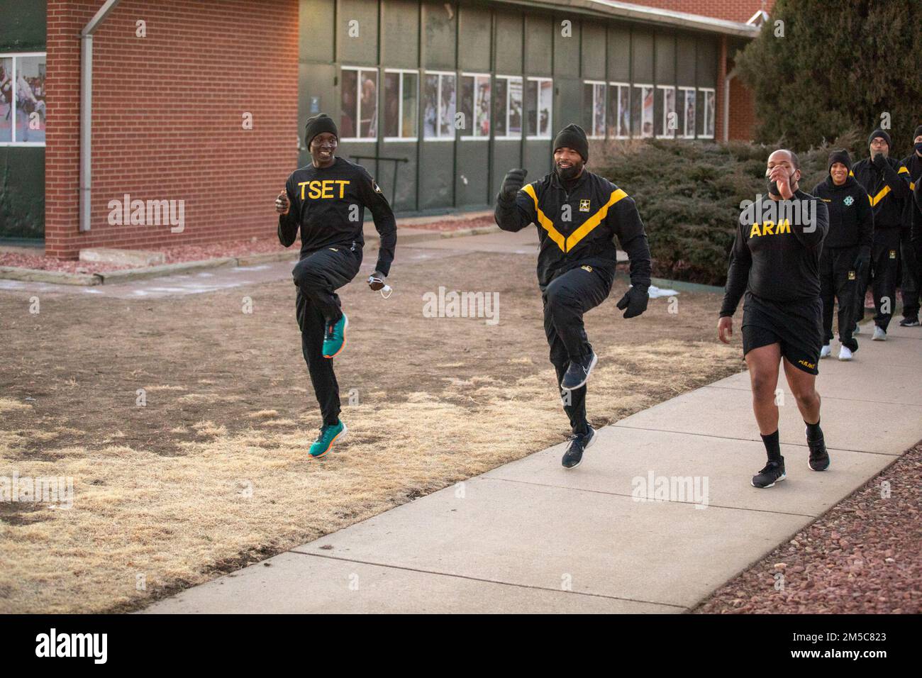 Soldiers assigned to A Co., 4th BSB, 1SBCT, train with Soldier-athletes ...