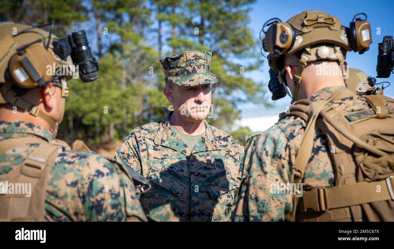 U s marines marine corps installations east hi-res stock photography ...