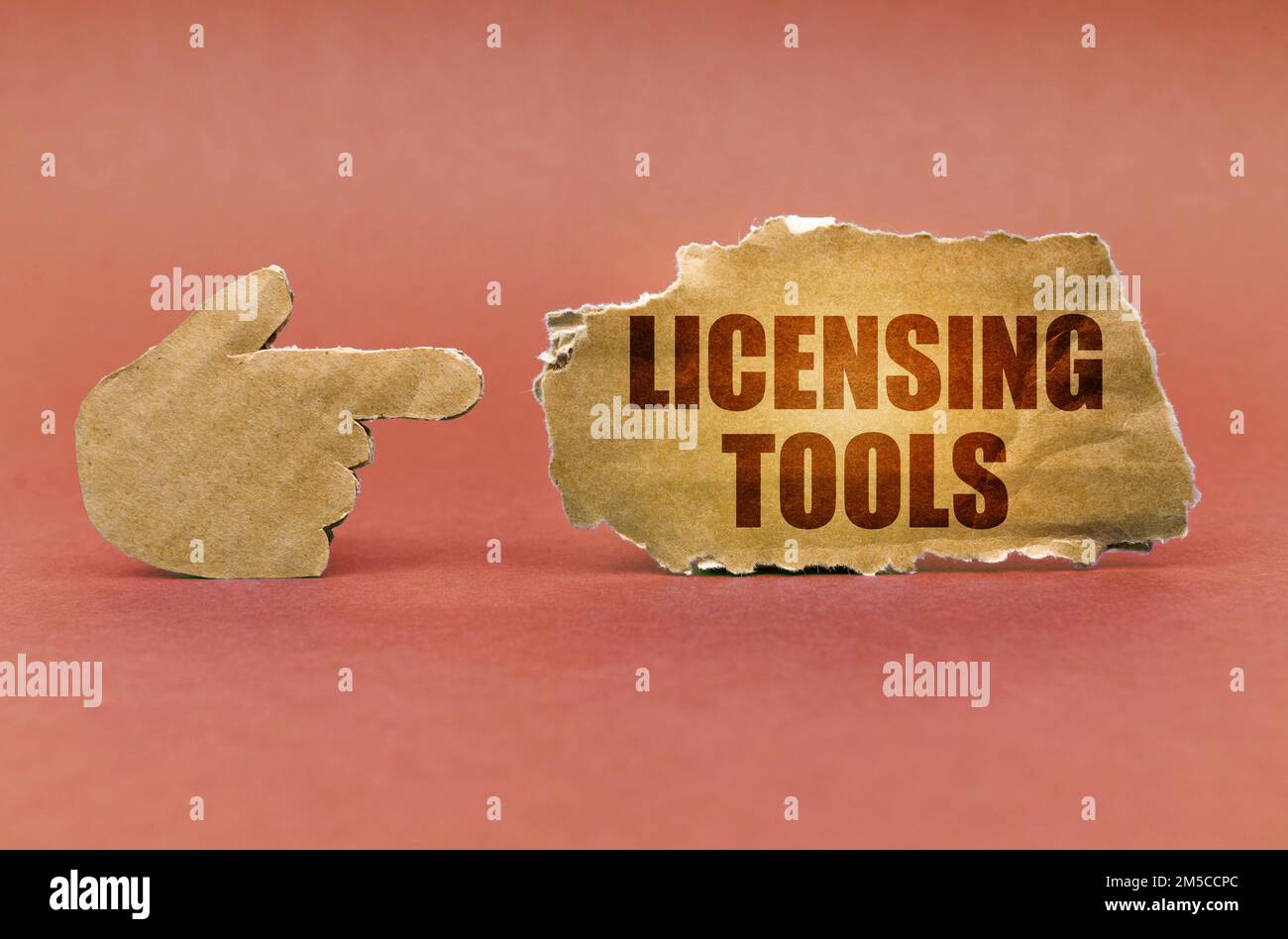 Licensing tools hi-res stock photography and images - Alamy
