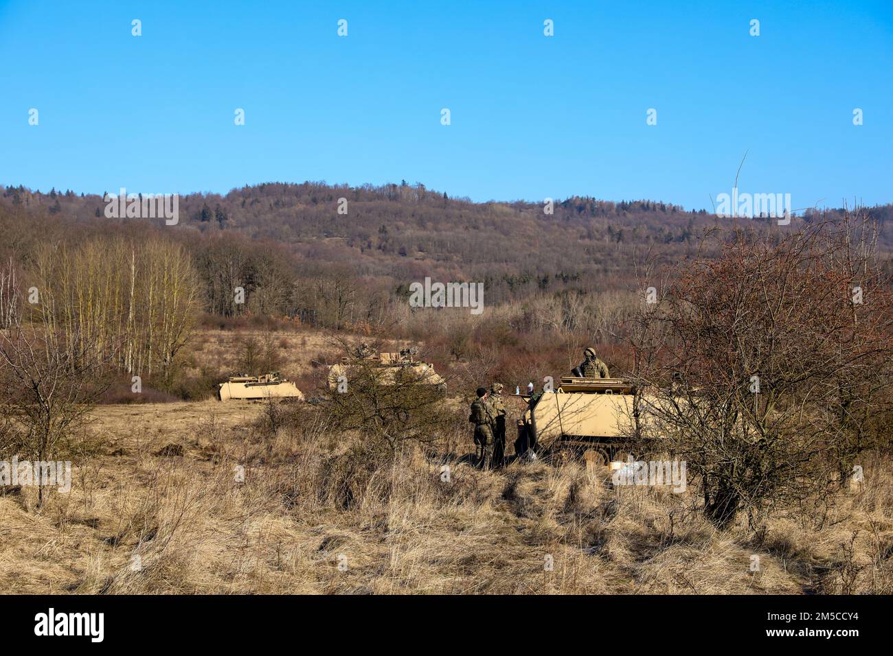 Soldiers assigned to Headquarters Company, 2nd Battalion, 34th Armored ...
