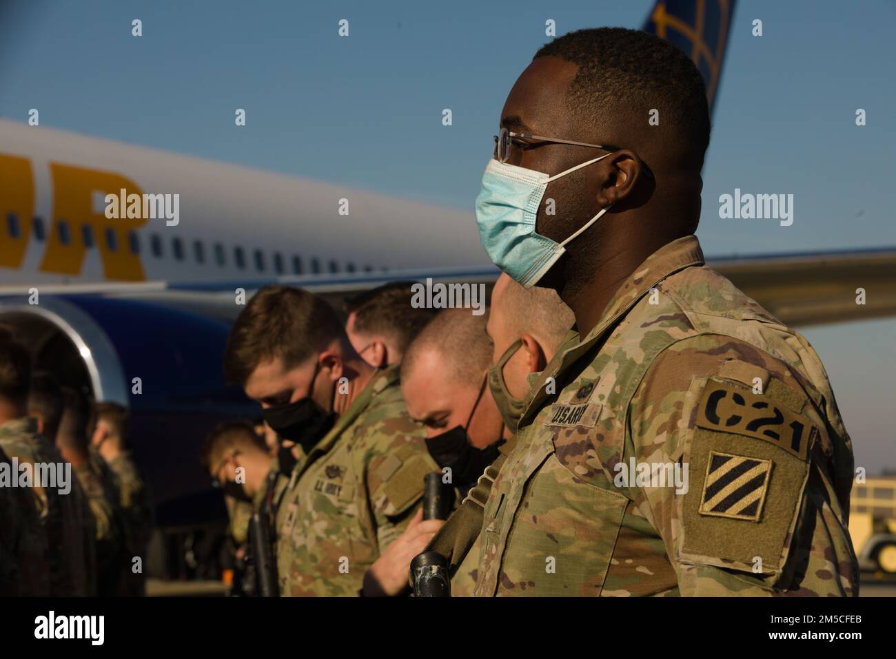 U.S. Army Soldiers, from 3rd Infantry Division, Fort Stewart, Georgia ...