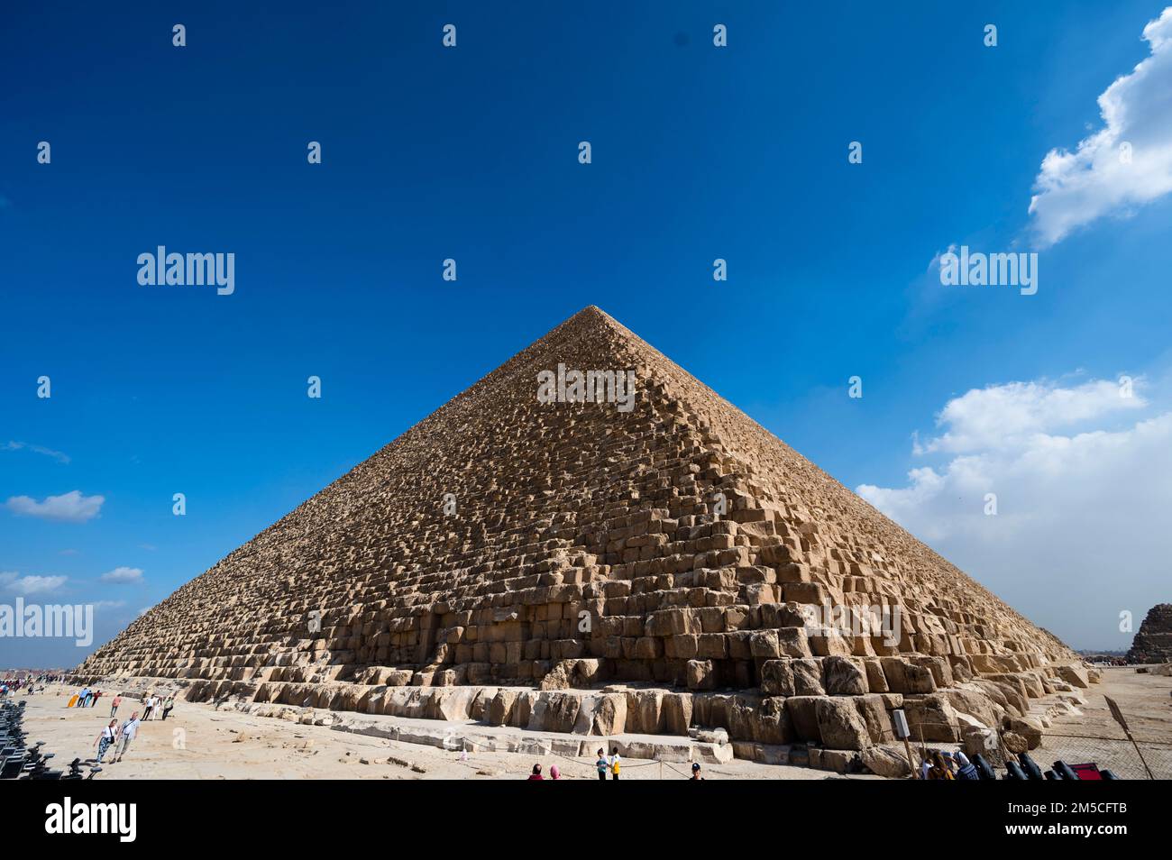pyramids in giza cairo Stock Photo - Alamy