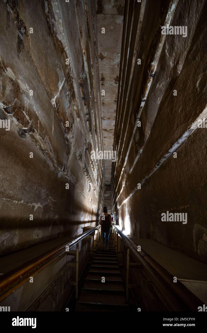 pyramids in giza cairo Stock Photo - Alamy