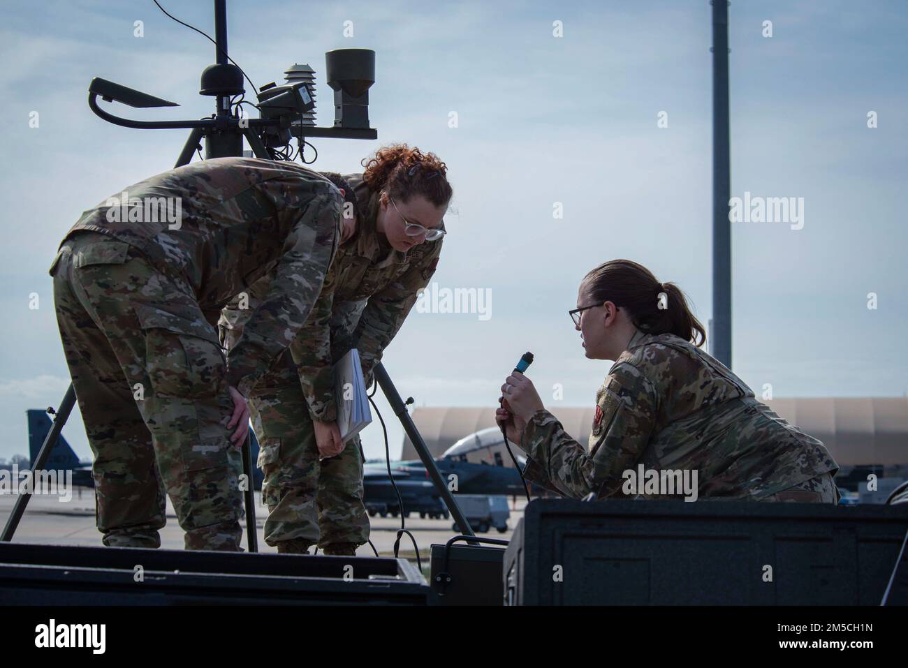 Tactical meteorological observing system hi-res stock photography and ...