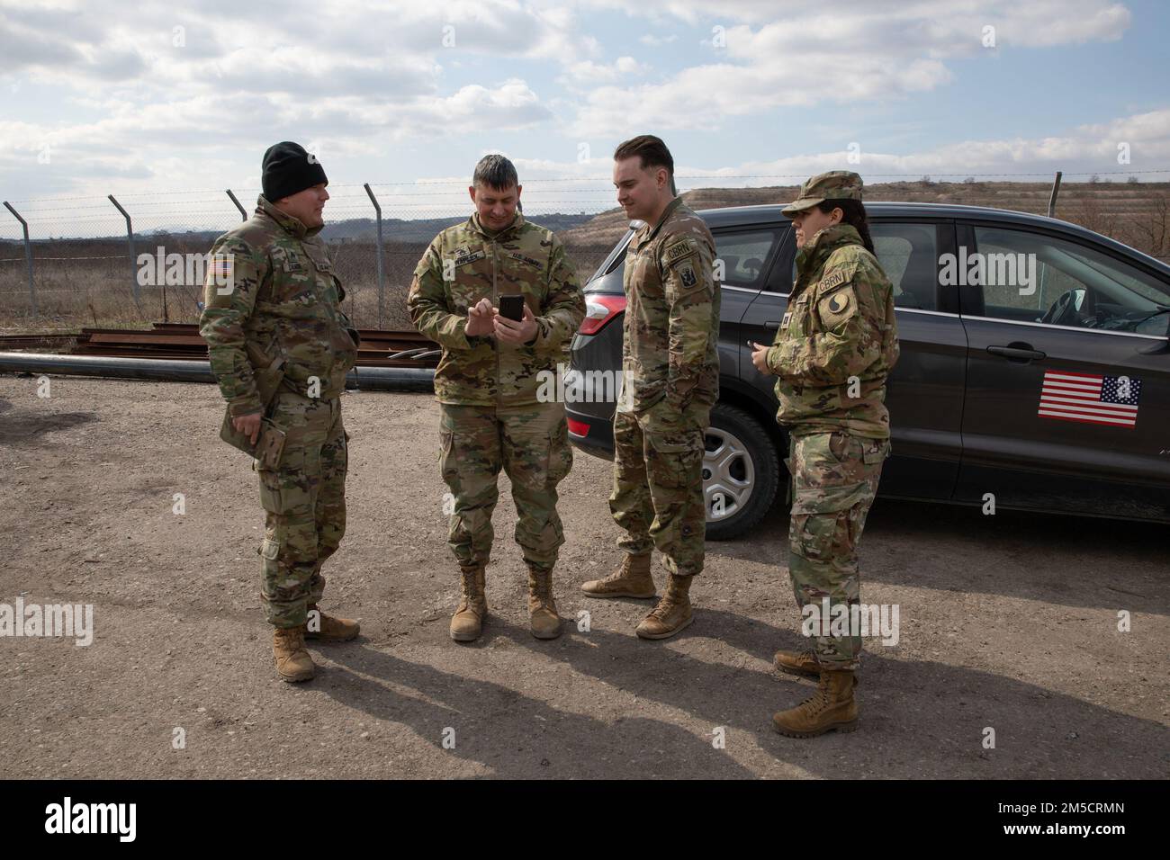 U.S. Army Soldiers of the Maneuver Battalion, KFOR Regional Command ...