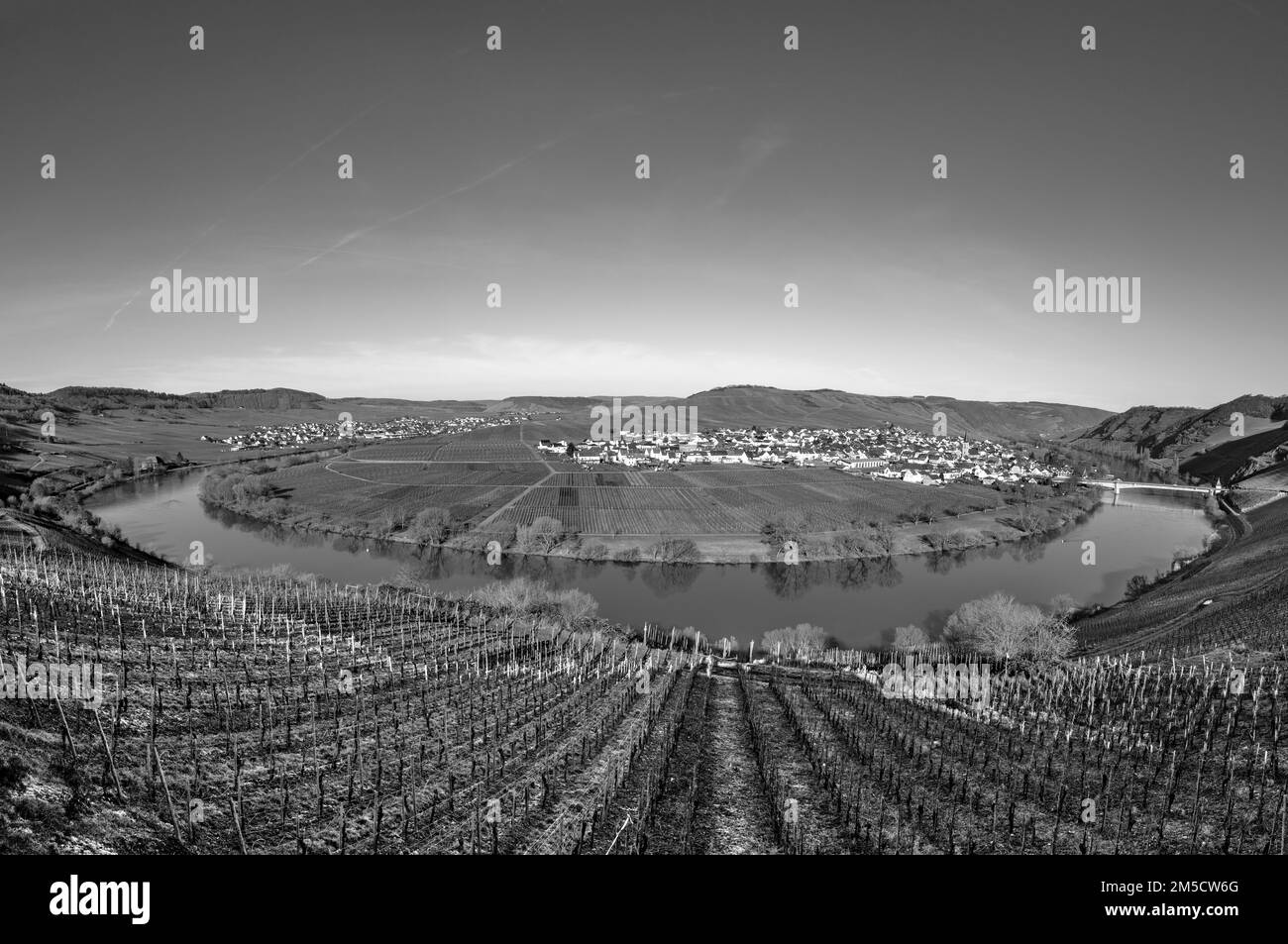 scenic moselle river loop with village Trittenheim seen from Leiwen ...