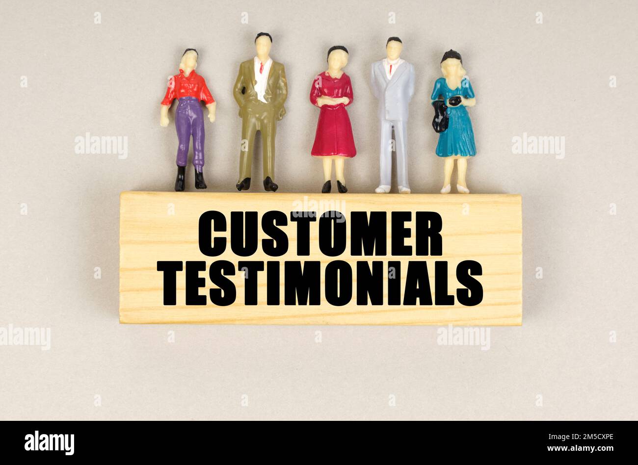 Business concept. On the block with the inscription - Customer ...