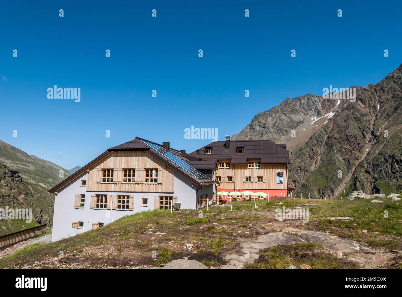 Vernagt hut mountain refuge hi-res stock photography and images - Alamy