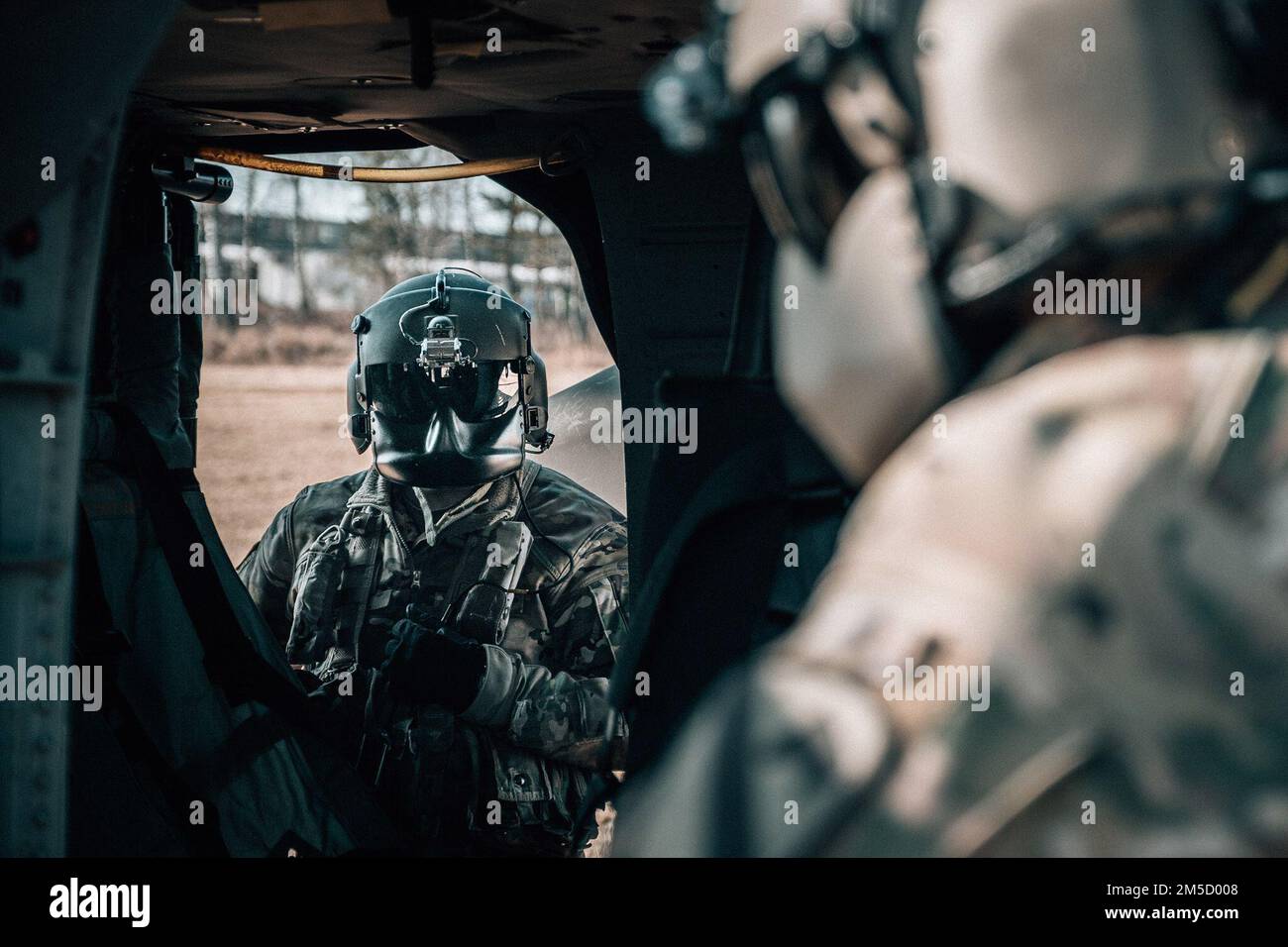U.S. Army Staff Sgt. Steven Curl, assigned to Charlie Company, 3-227th ...