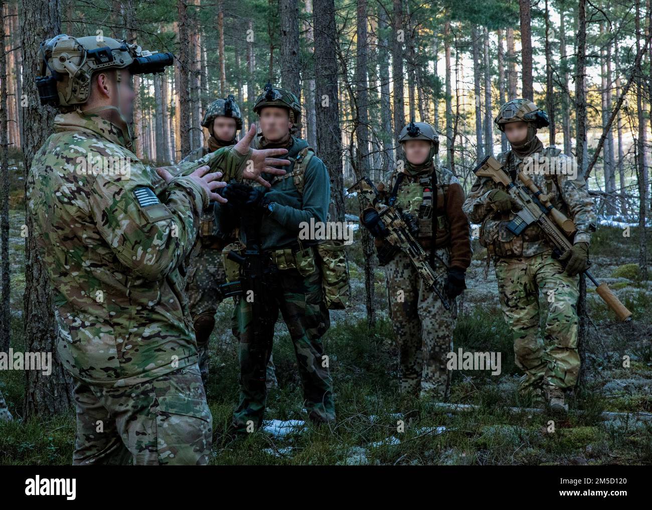Ambush operations training hi-res stock photography and images - Alamy