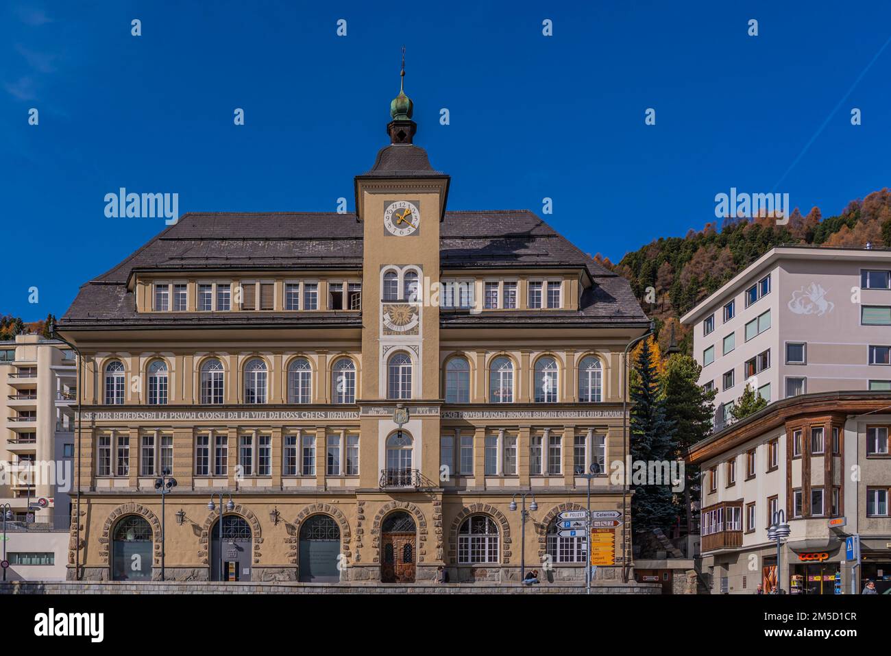 SANKT MORITZ, SWITZERLAND - OCTOBER 28,2022: Town view of St. Moritz in ...