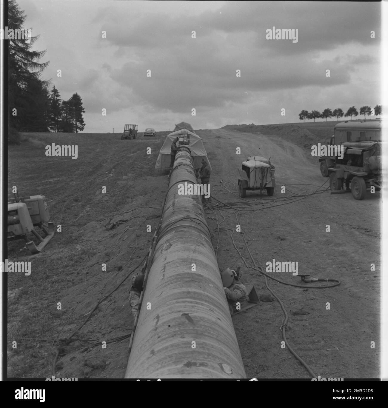 ***NOVEMBER 20, 1971, FILE PHOTO*** From the construction of the long ...