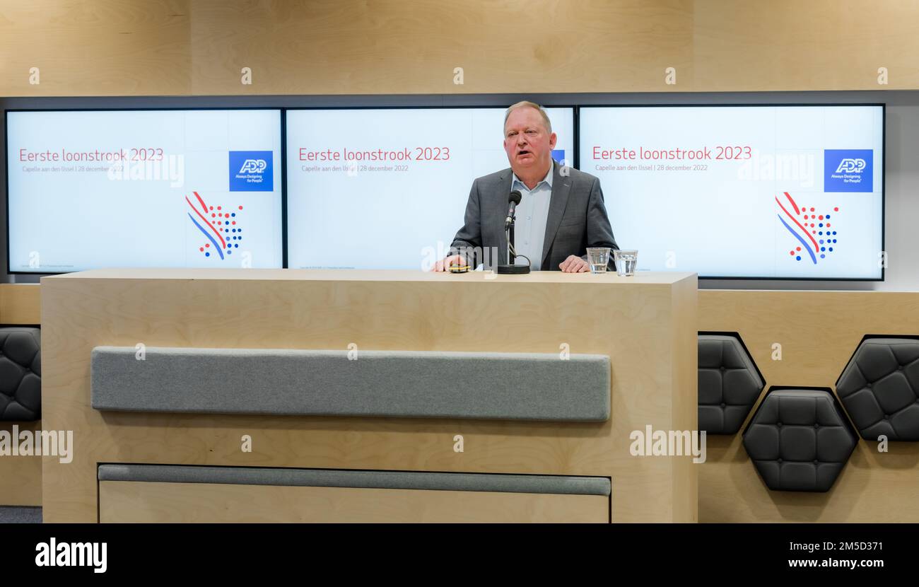 CAPELLE AAN DEN IJSSEL - Dik van Leeuwerden (Portfolio Product Owner ...