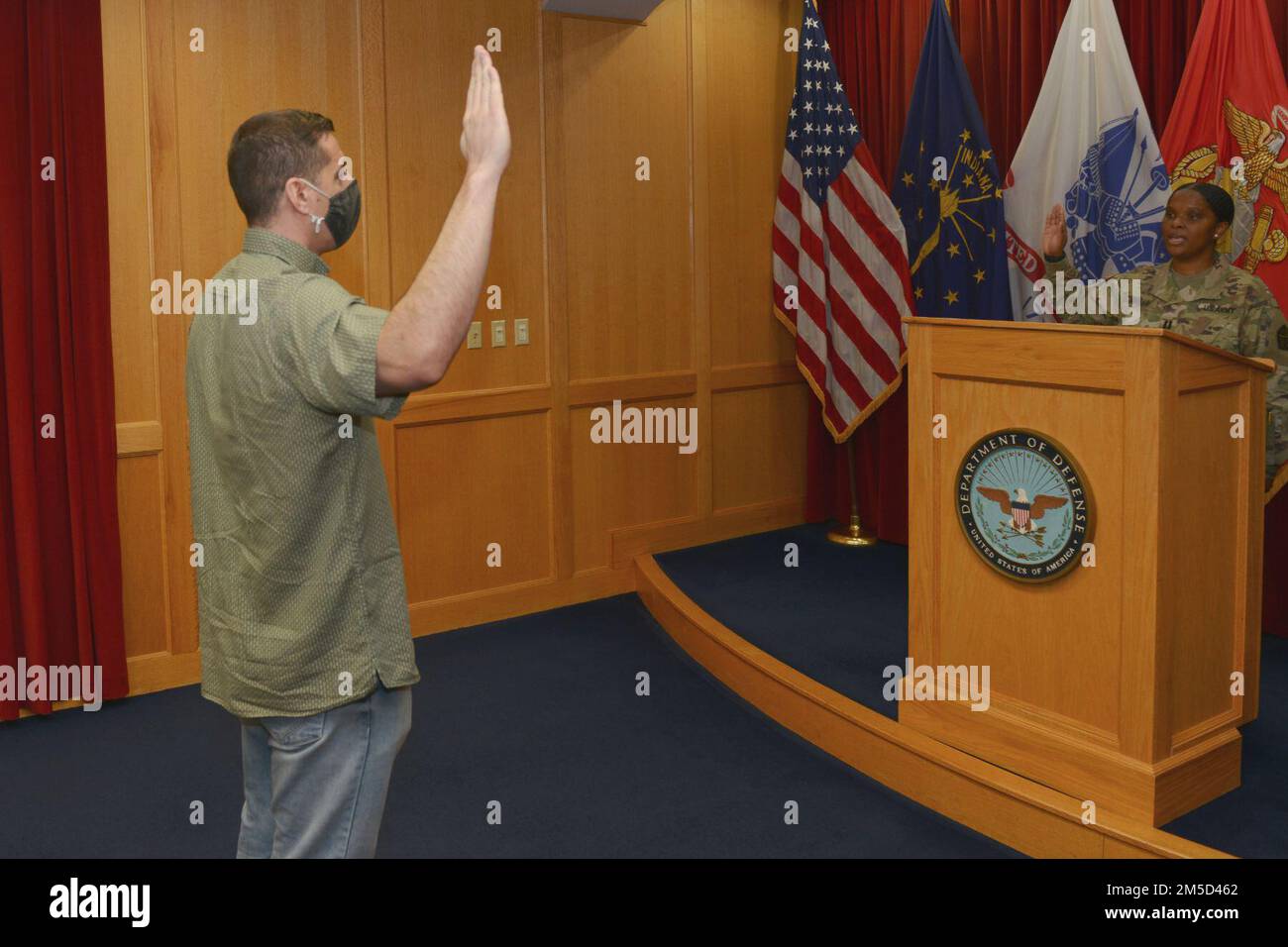 Recruit Mohammad Zaki Ahmadi swears into the Indiana National Guard as ...