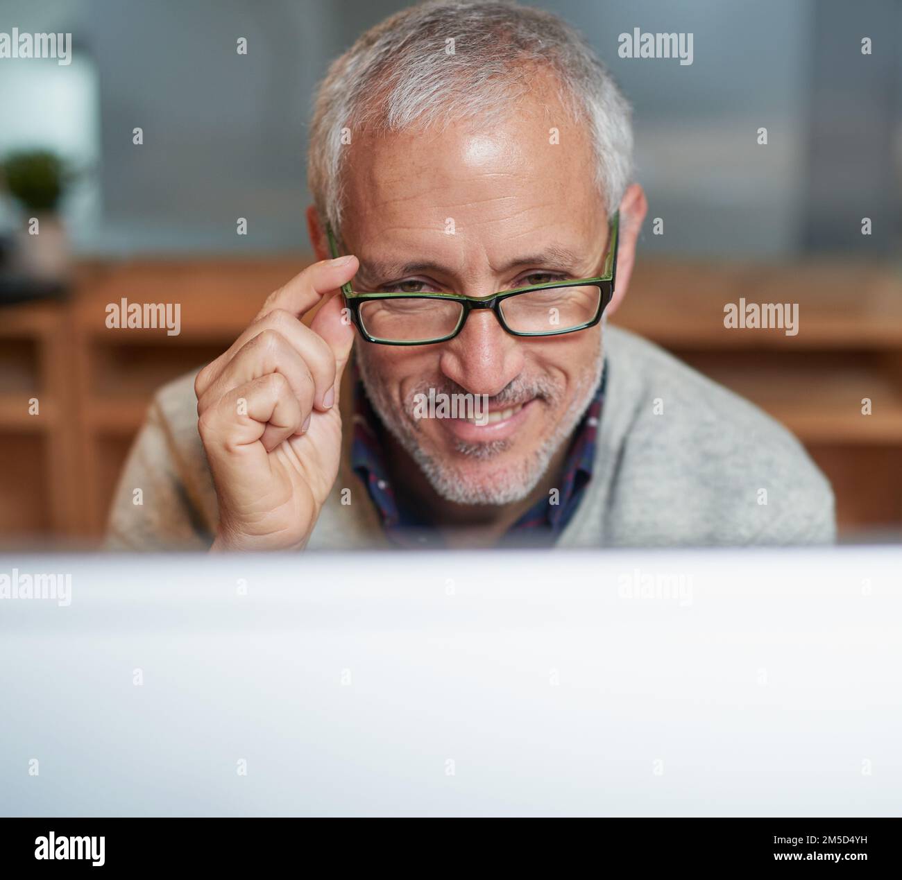 Mature monitor hi-res stock photography and images - Alamy