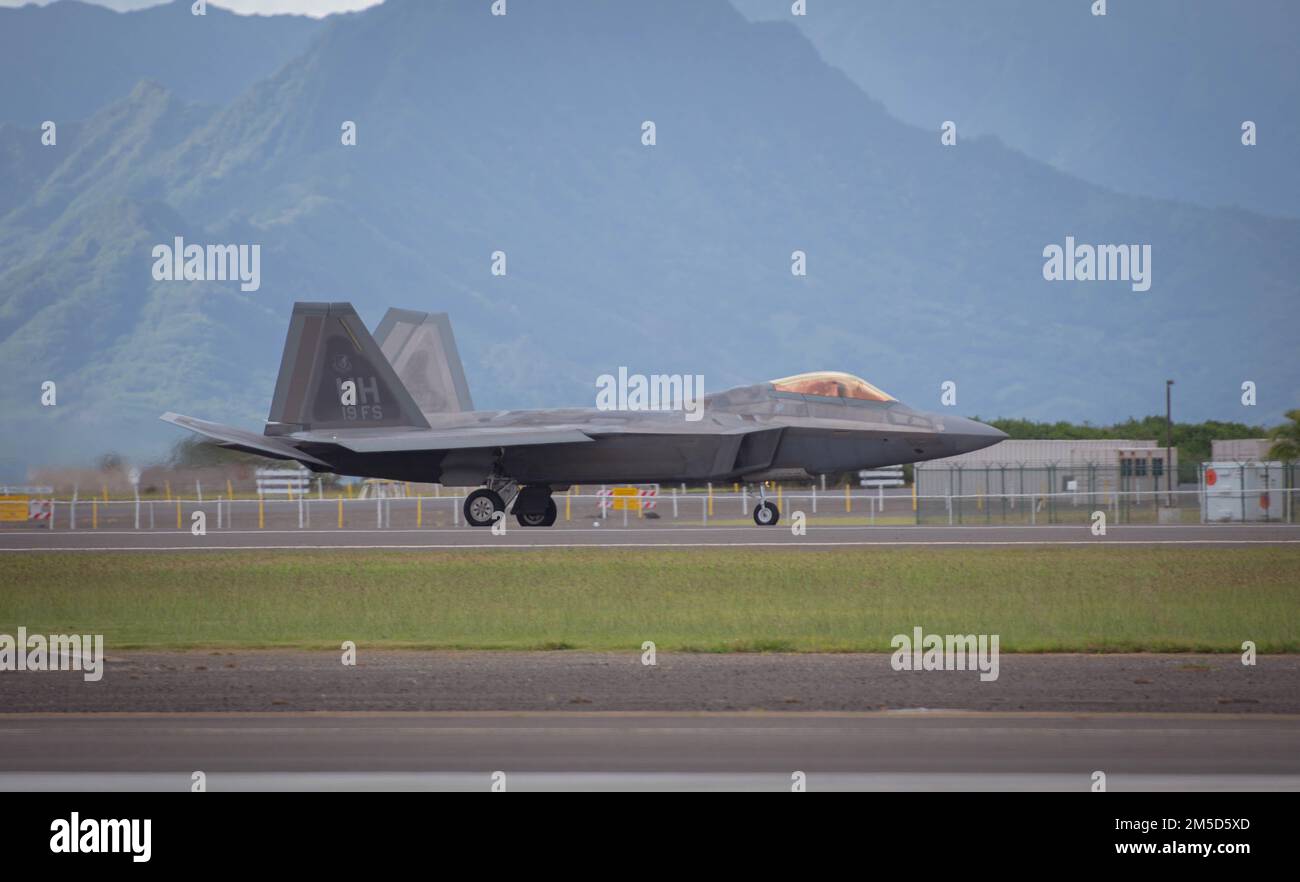 A U.S. Air Force F-22 Raptor aircraft from the 19th Fighter Squadron ...