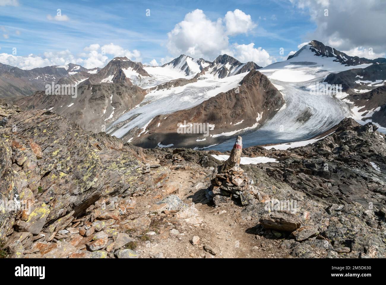 The image is of the Similaun mountain from near the memorial to Oetzi ...