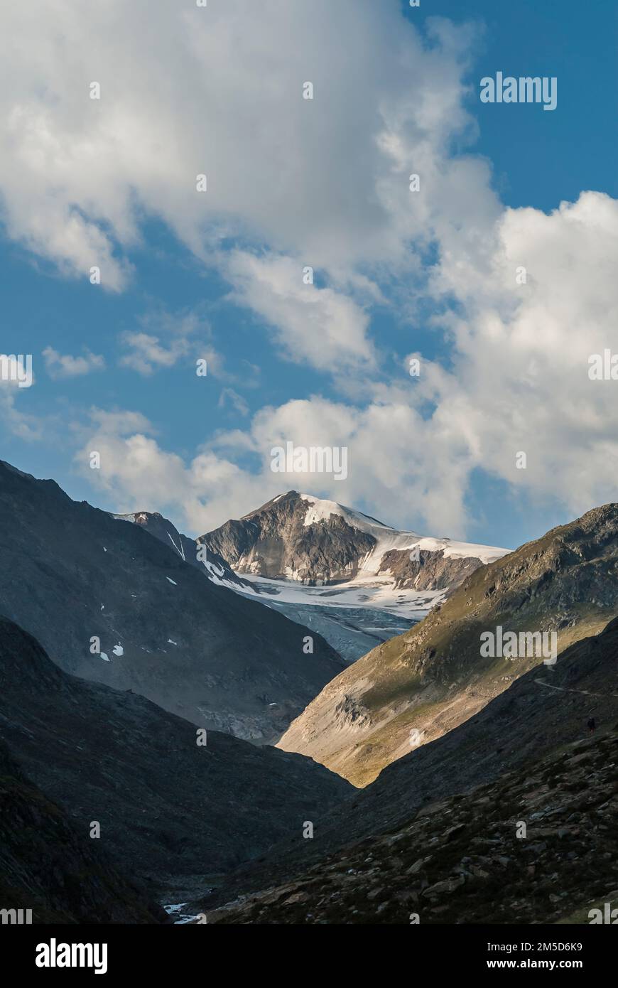 Vernagt hut mountain refuge hi-res stock photography and images - Alamy