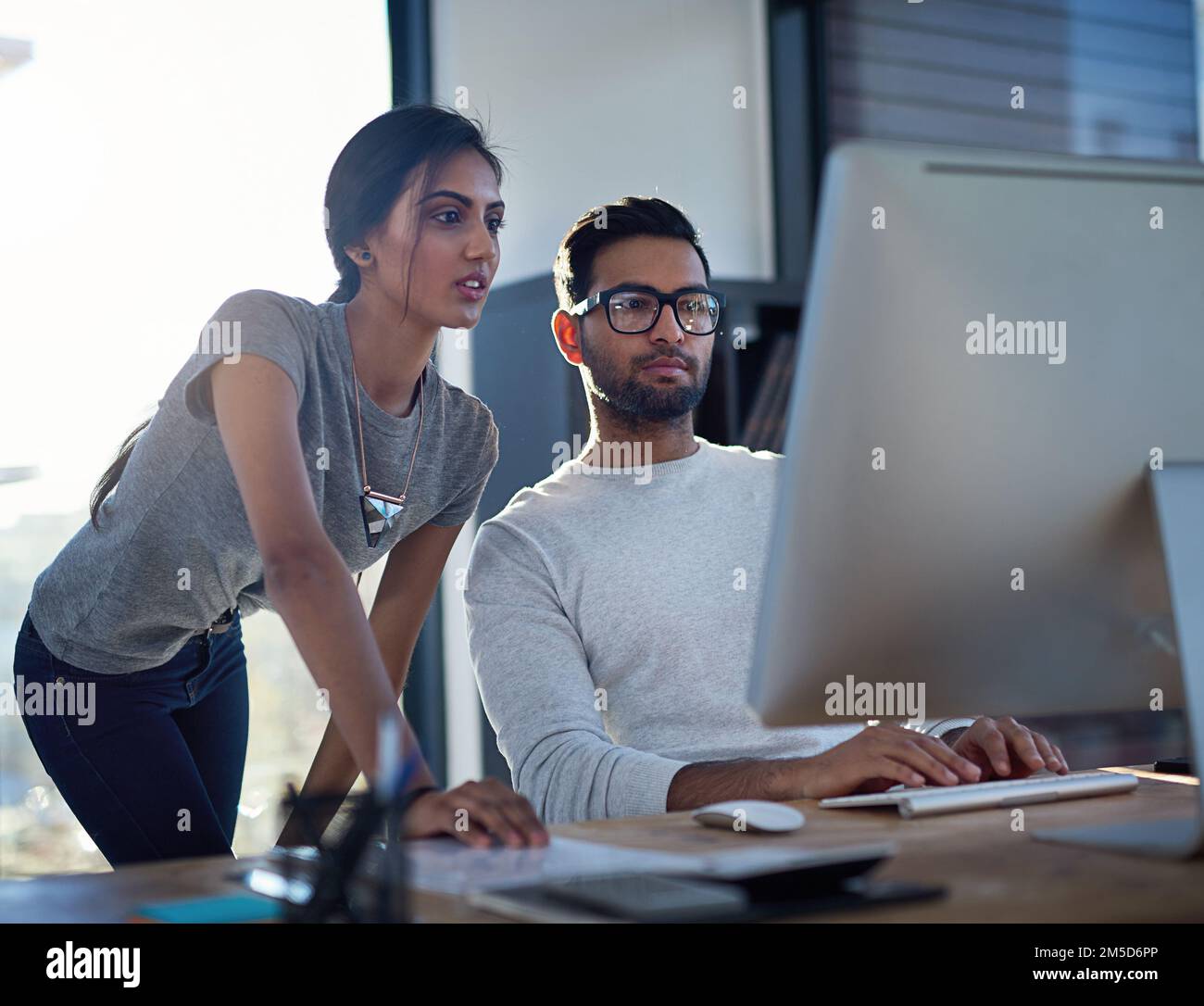 Indian coworkers hi-res stock photography and images - Alamy