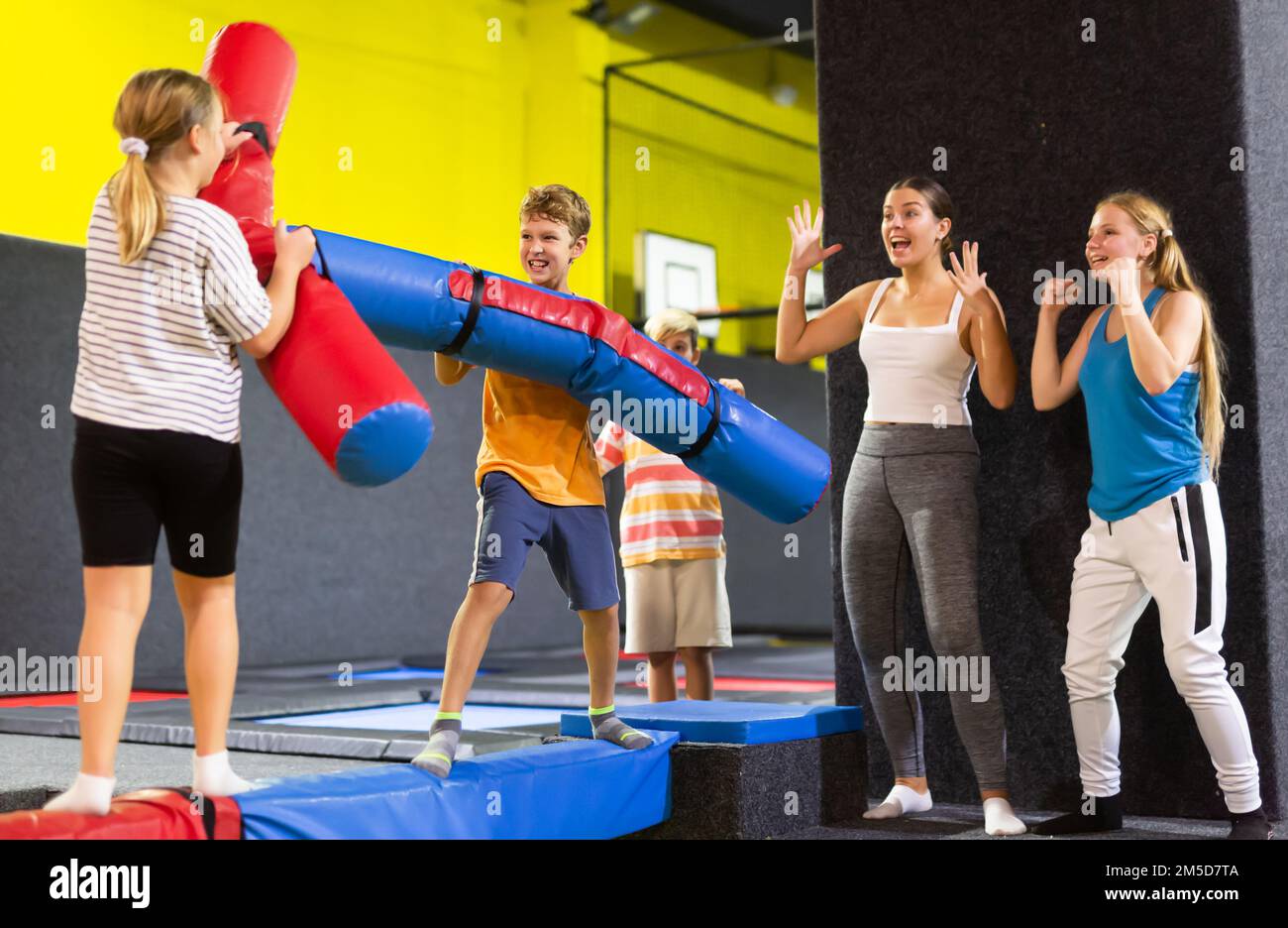 Children fighting playground hi-res stock photography and images - Alamy