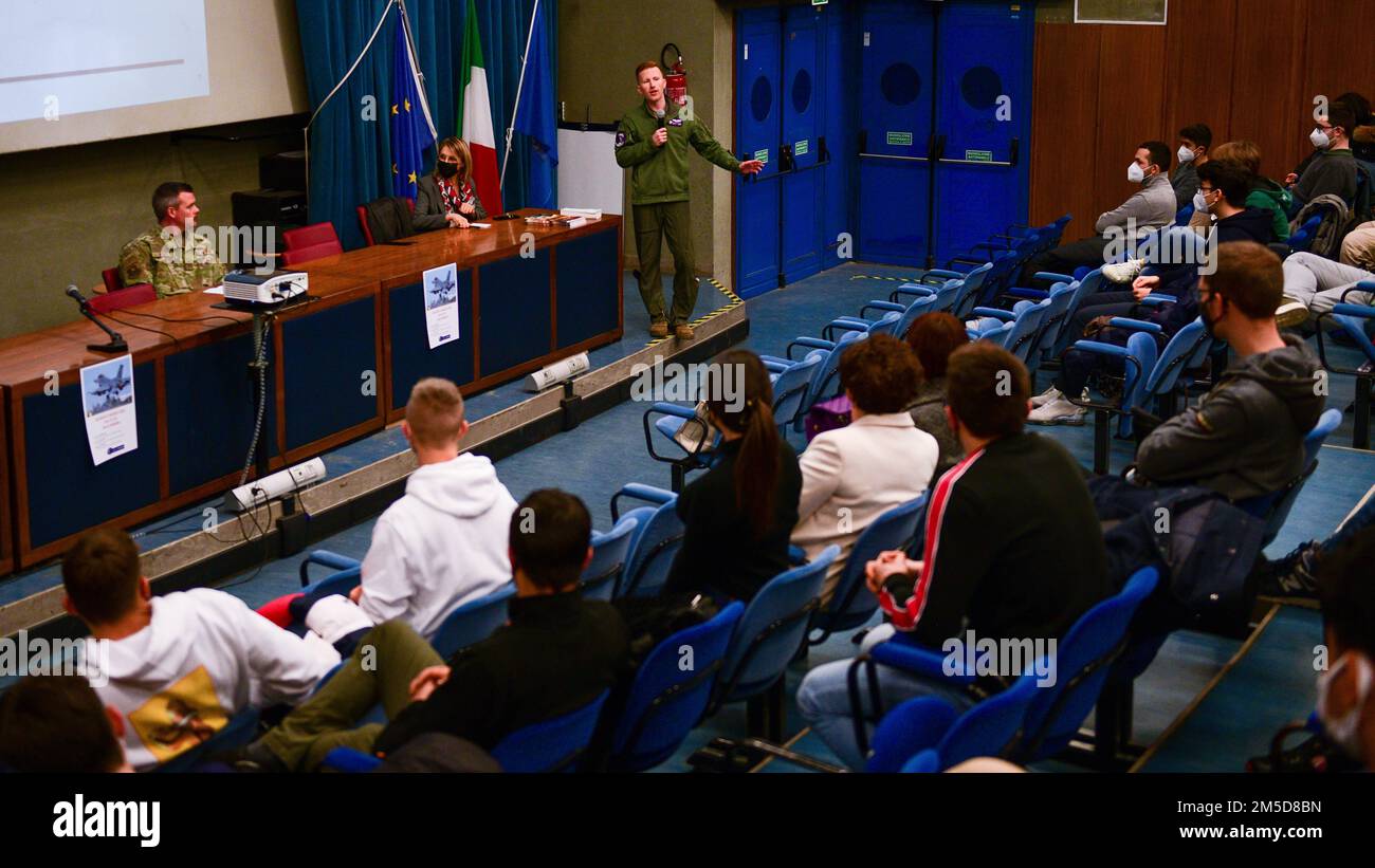 U.S. Air Force Capt. Ben Kern, 510th Fighter Squadron F-16 Fighting ...