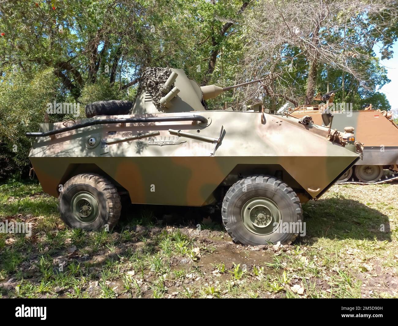 Logotipo De Mowag Eagle V 6×6 Awaits Production Green Light